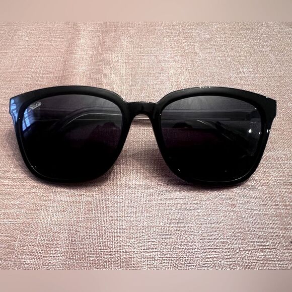 Hobie | Accessories | Hobie Polarized Monica Sunglasses | Poshmark